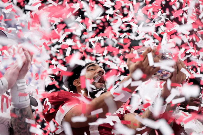 Inside the numbers: How Indiana and Miami stack up going into CFP ...