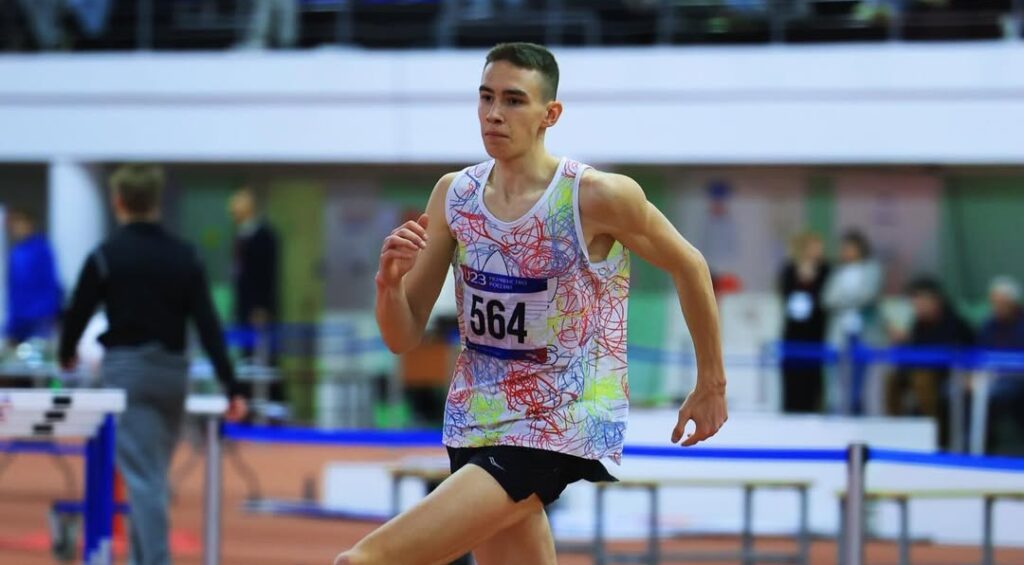 Yekaterinburg, Polina Miller bene nei 300, appare un nuovo giovane ...