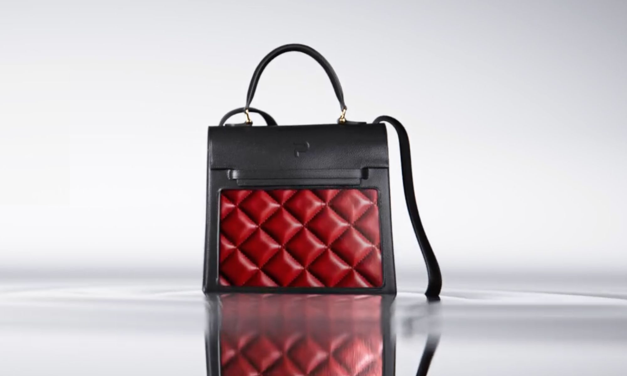 This luxury handbag uses an OLED screen to match your outfit