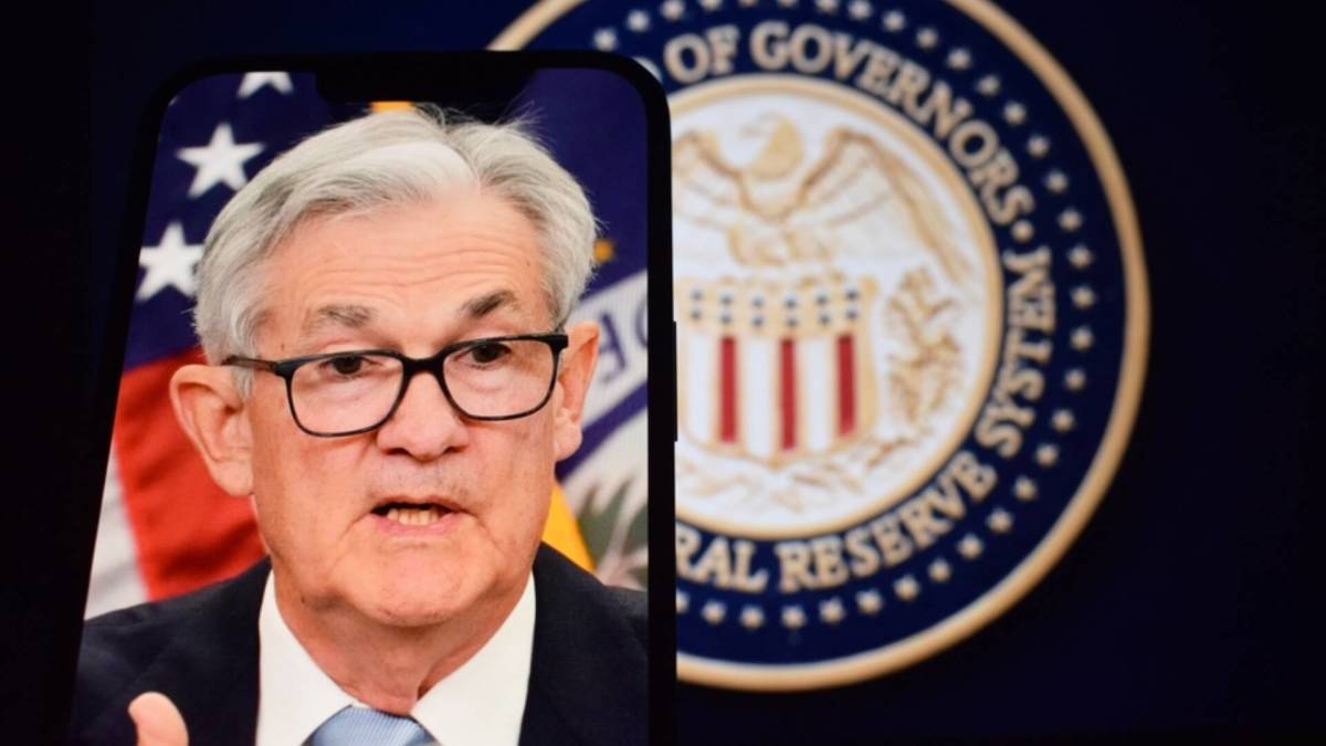 Billionaire Michael Bloomberg issues stark warning for DOJ probe of Fed ...