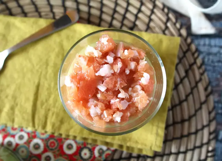 Vasitos de aguacate, gambas y pomelo, una receta súper refrescante!