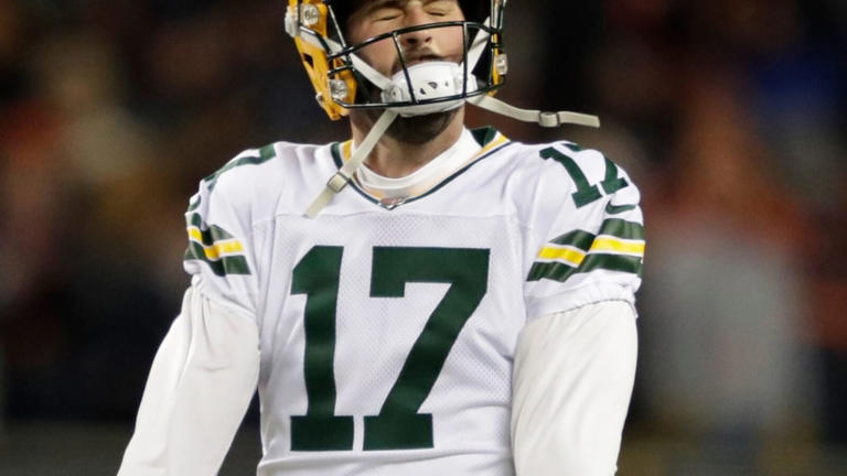 Green Bay Packers sign kicker to reserve/futures contract amid Brandon ...