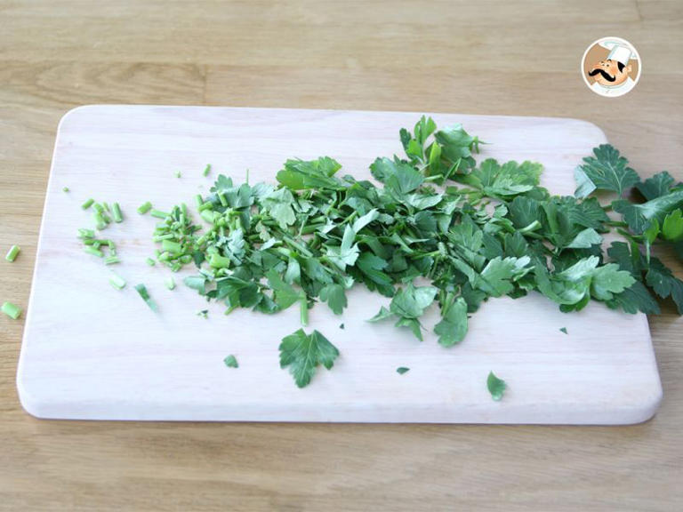 Garlic bread - video recipe!