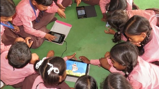 Prayagraj to add 100 more digital smart classes in govt schools