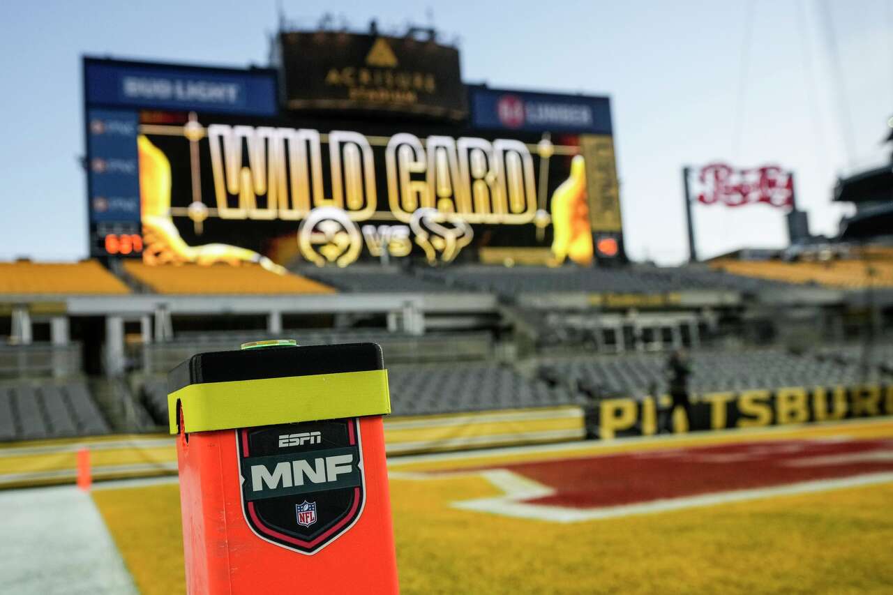 Houston Texans vs. Pittsburgh Steelers: Live updates from AFC playoff game