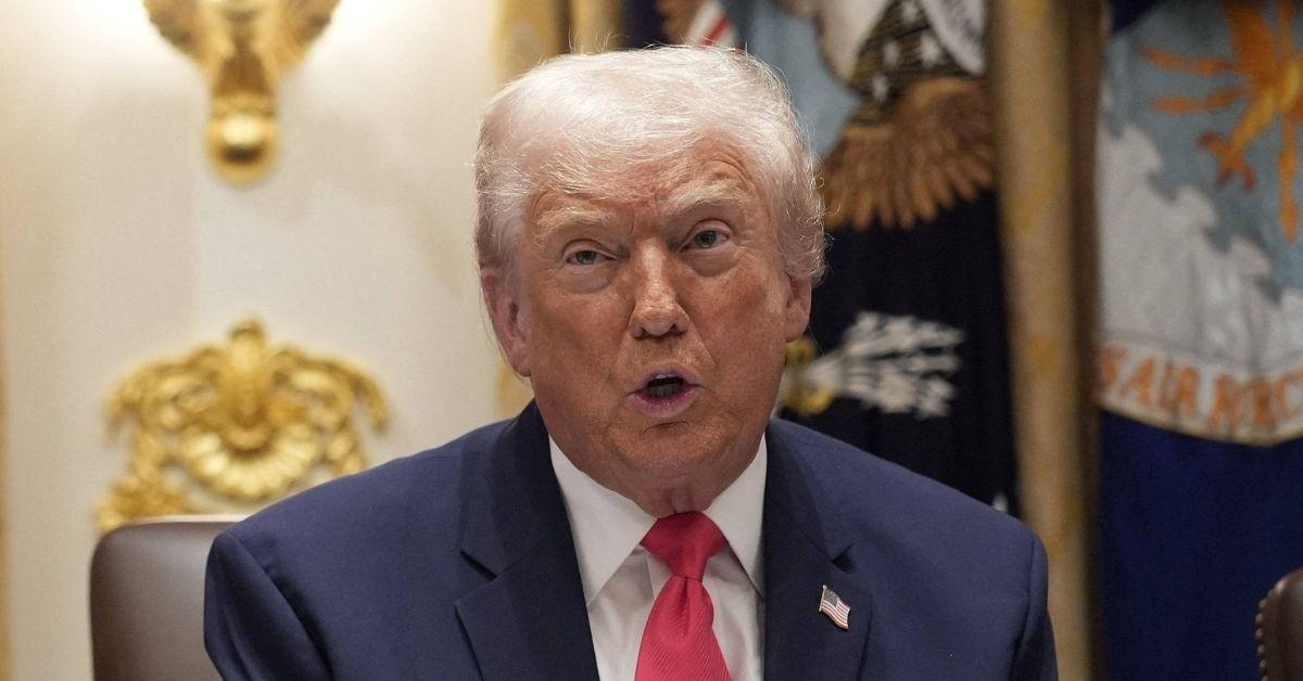 Trump ignites constitutional fight over pardons