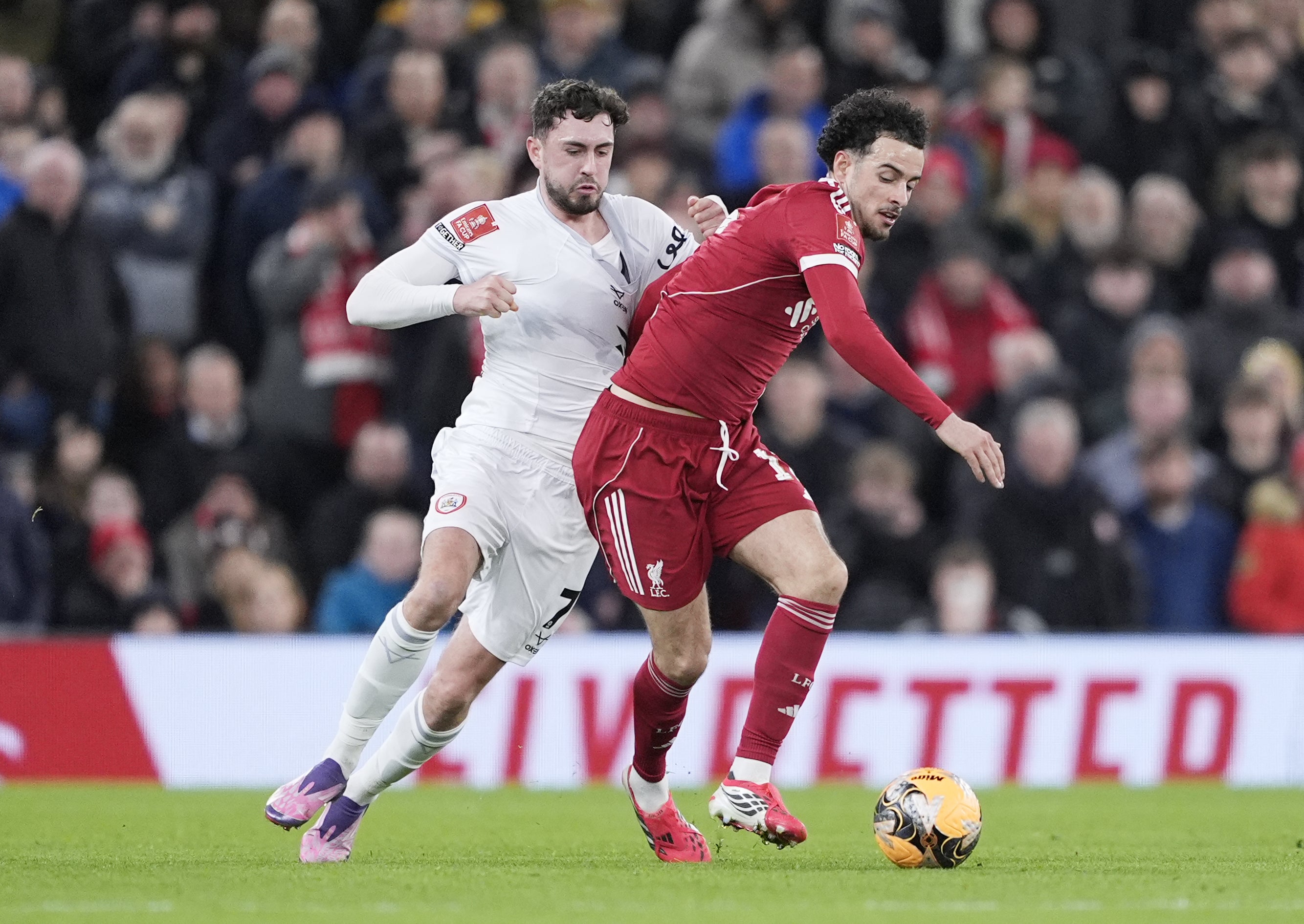 Barnsley boss Conor Hourihane condemns 'disrespectful' Dominik ...