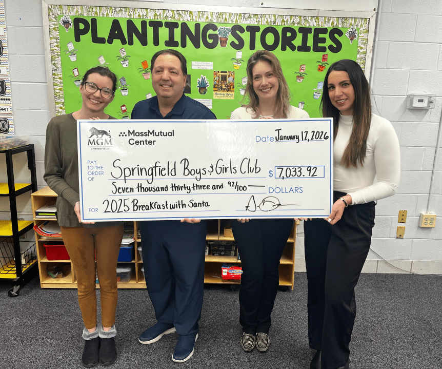 Breakfast with Santa event raises $7K for youth programs