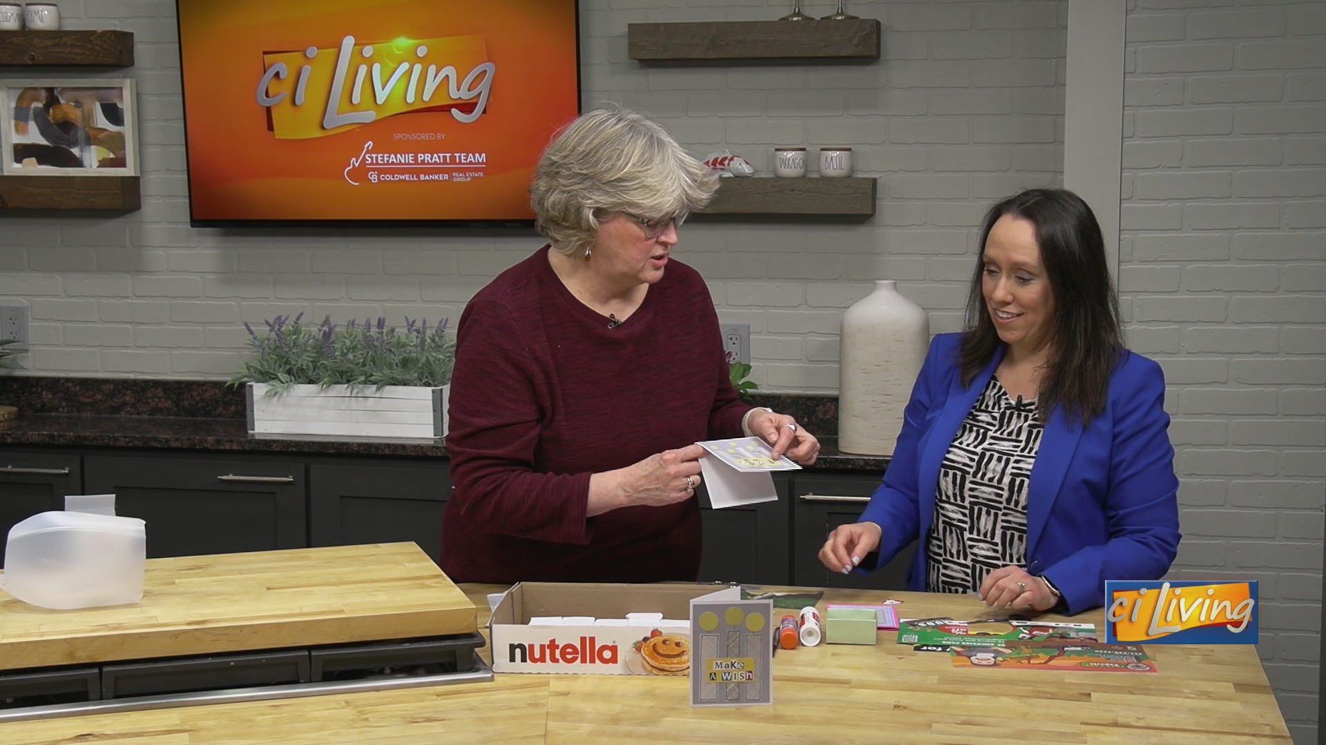 Creating personalized messages for your cards