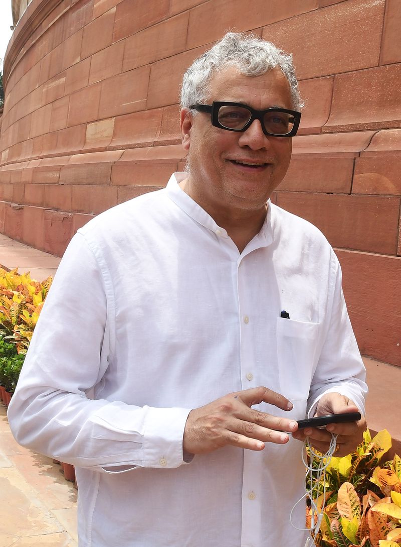 SC seeks poll panel reply on TMC’s plea over 'irregularities' in Bengal SIR