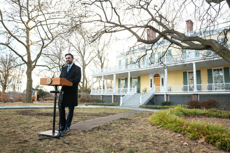 Zohran Mamdani, first lady Rama Duwaji officially move into Gracie ...