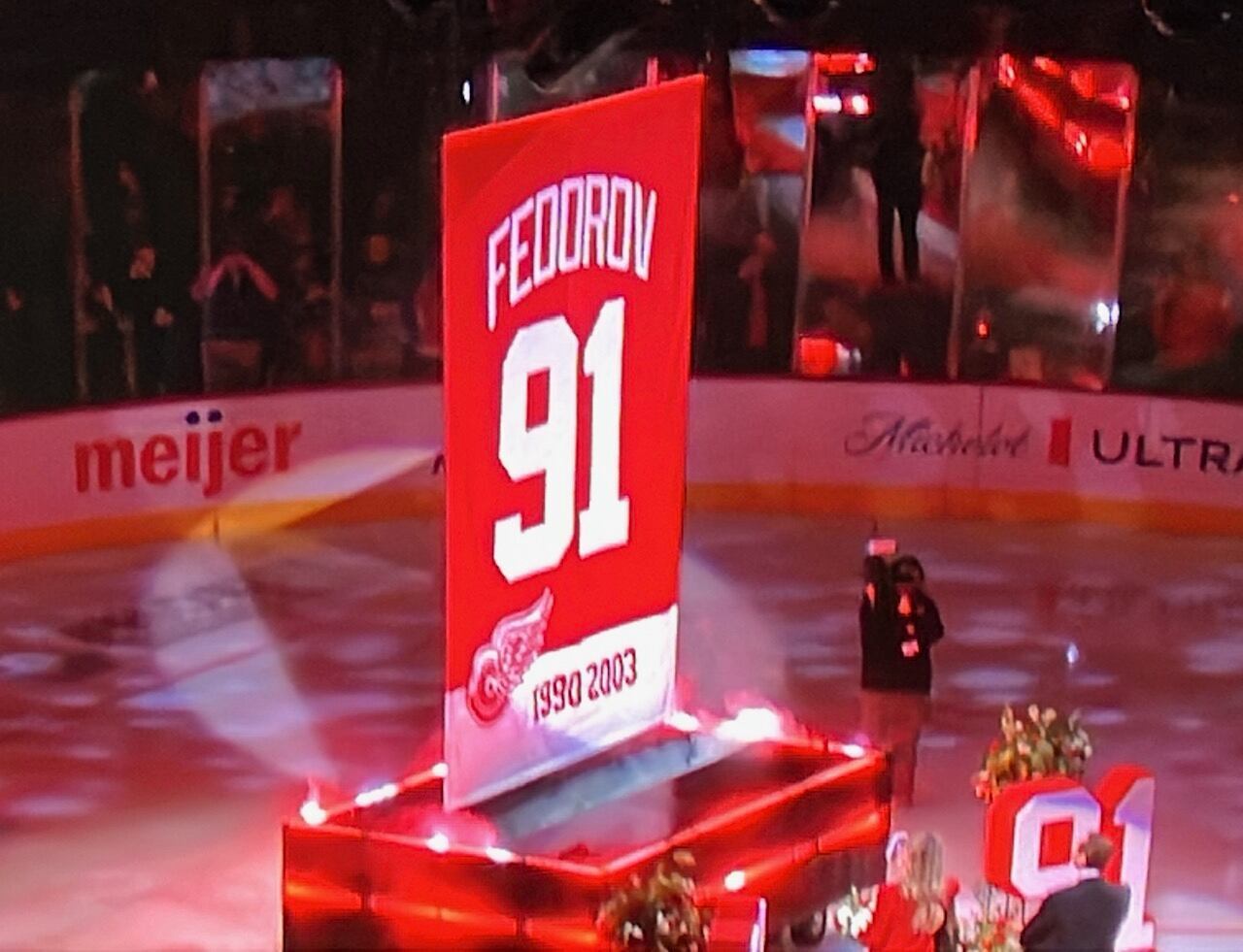 Sergei Fedorov 'incredibly proud' to wear Red Wings jersey, represent city