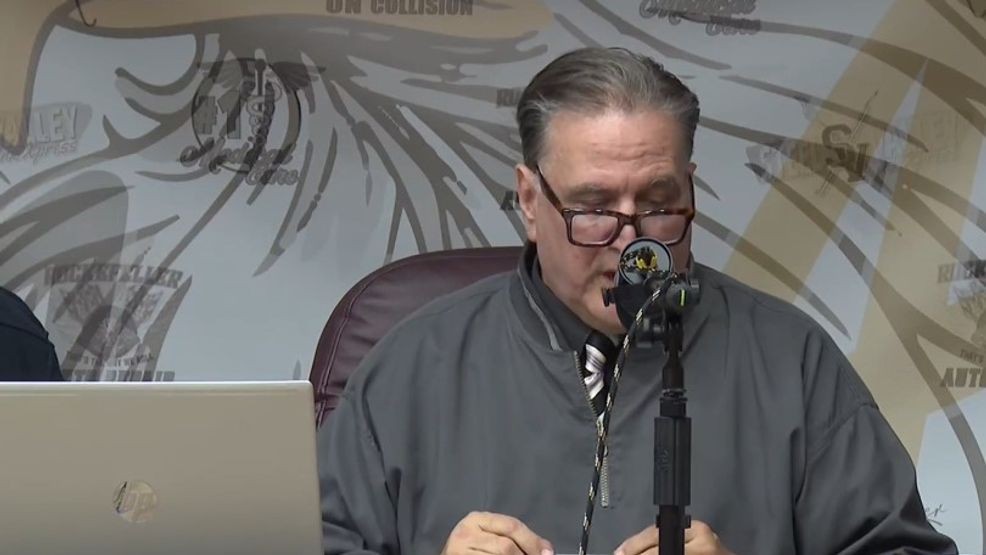 Residents voice concerns over Hancock County Schools' financial crisis ...