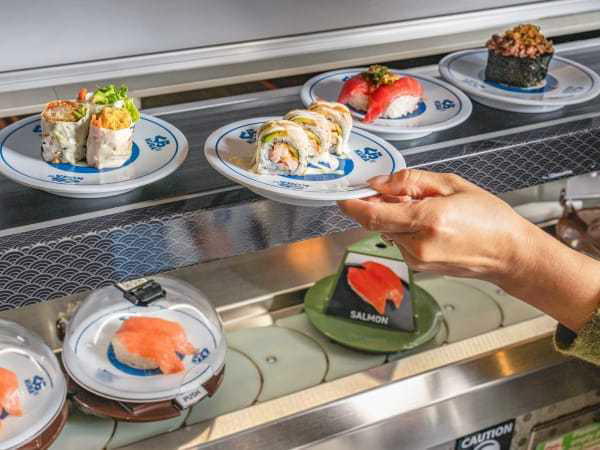 Fun revolving sushi bar Kura sets opening date in Pflugerville