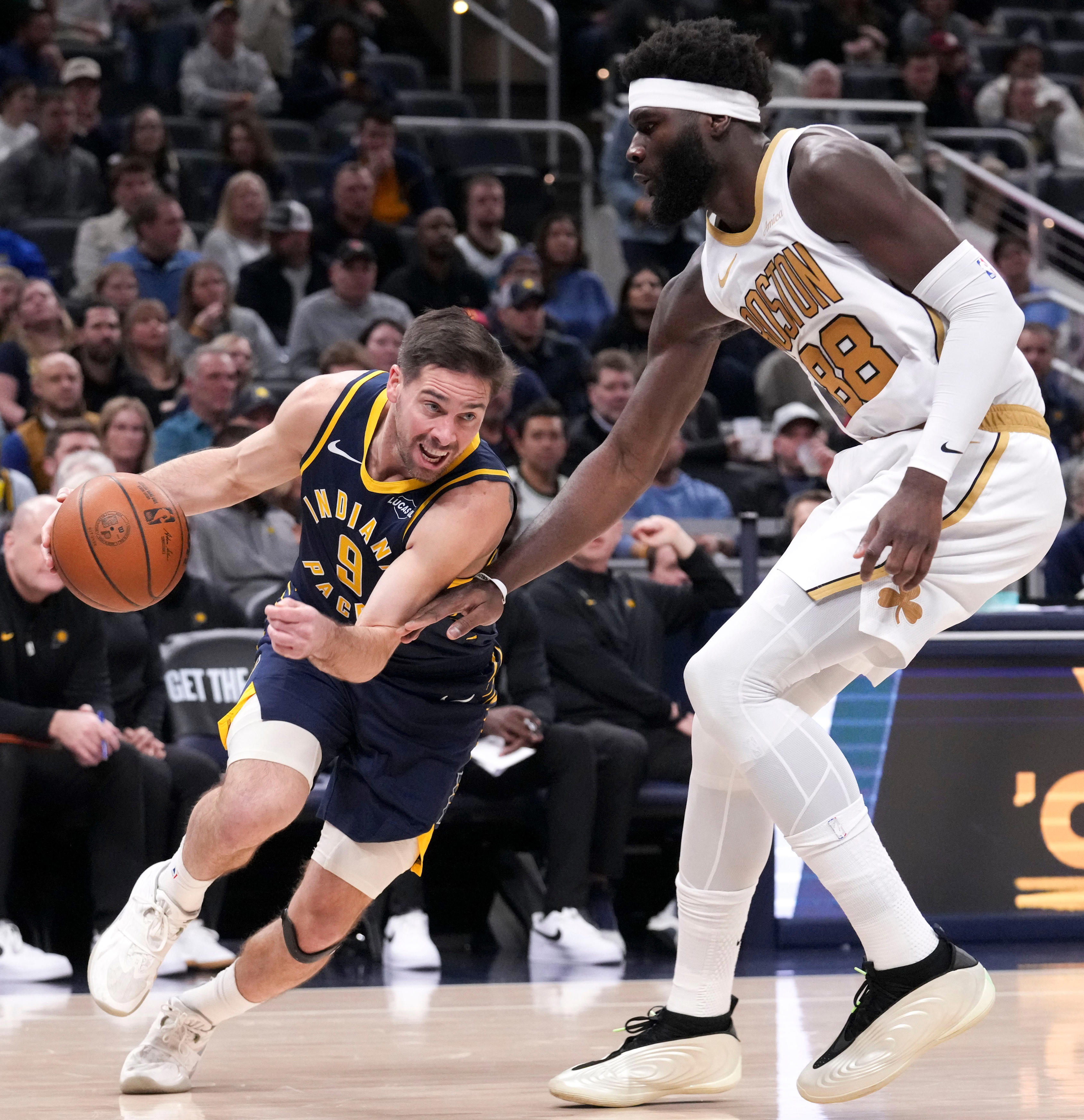 Pacers TJ McConnell is second player with 3,000 assists off the bench
