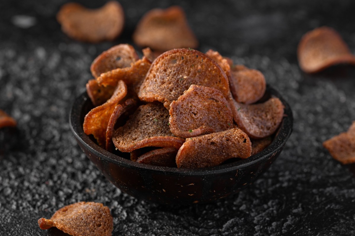 Bread chips in minutes: Your new favorite snack