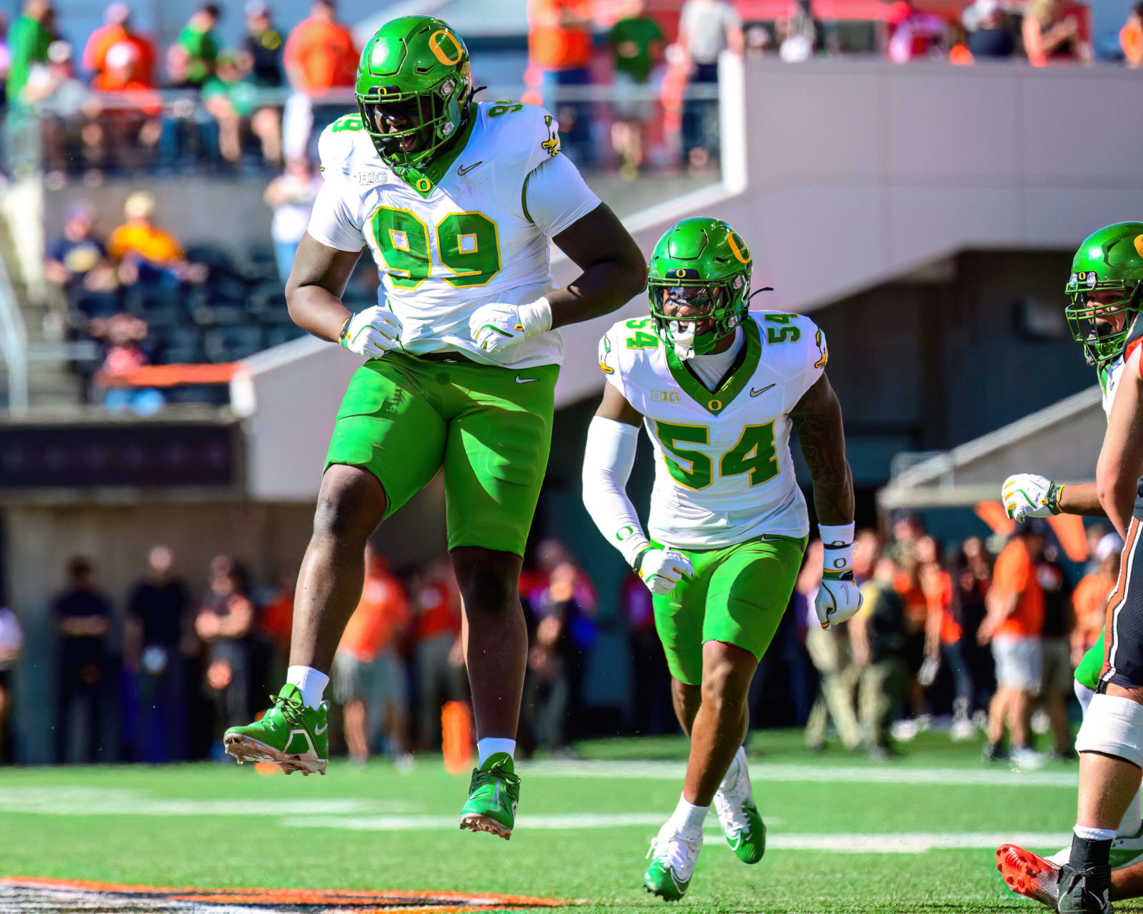 Oregon DL Terrance Green enters the transfer portal