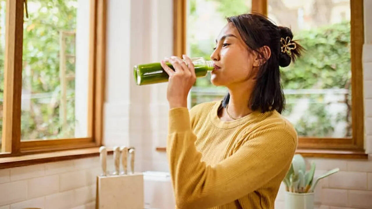 What happens to your body when you drink green juice every morning