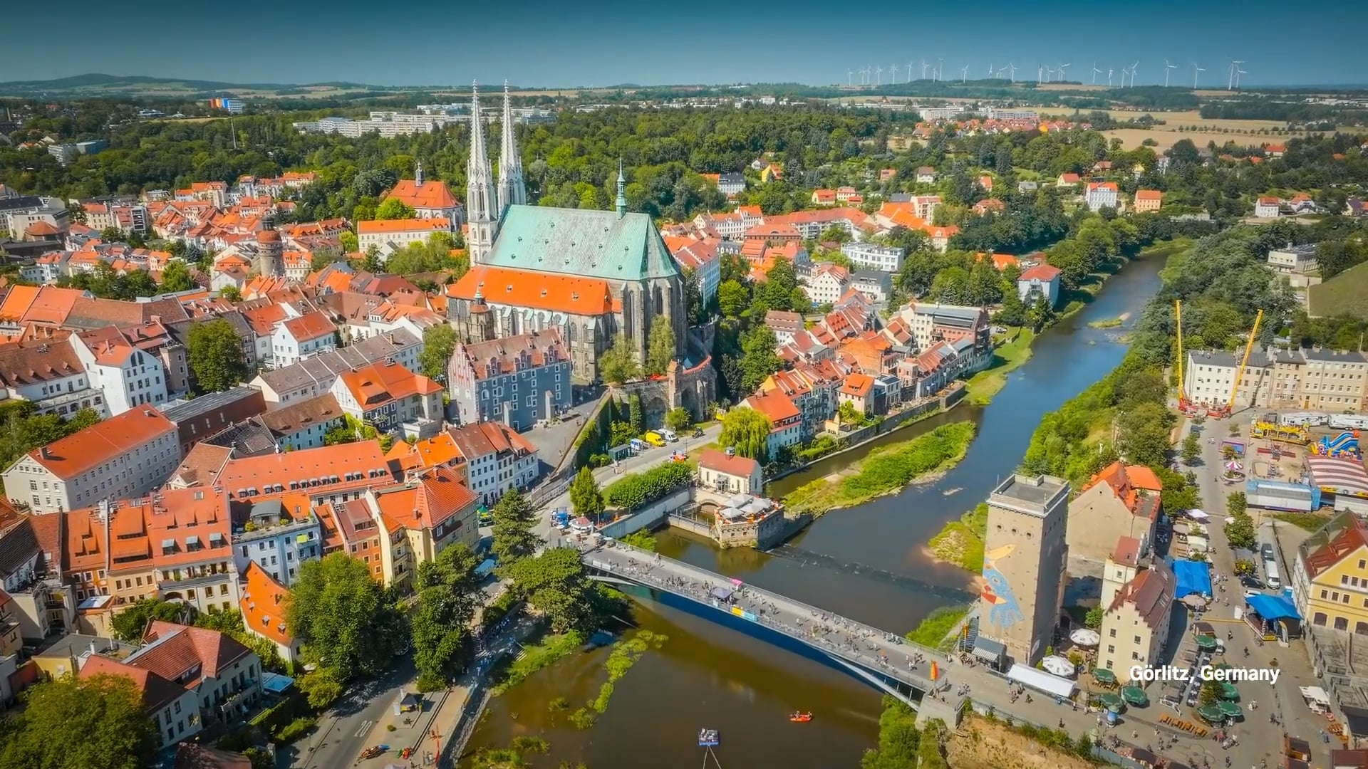 O Grande Hotel Budapeste: Drone revela locações reais de filmagem