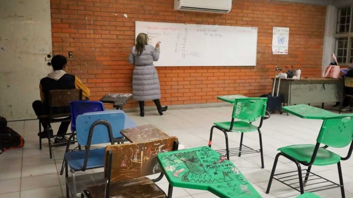 Atención. A partir de esta temperatura se pueden suspenden clases en ...