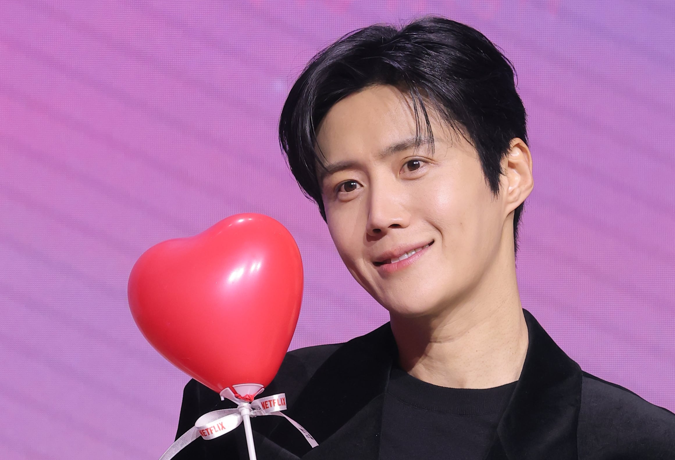 Kim Seon-ho, Ko Yoon-jung dazzle as 'Joo-Cha couple'