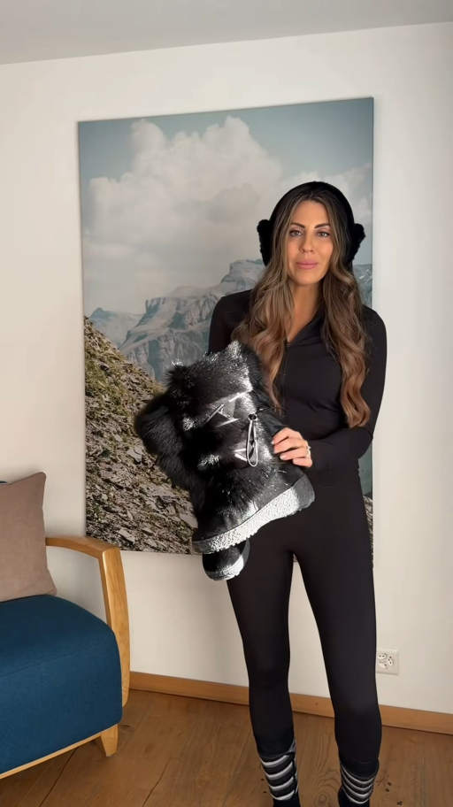 Snow bunny approved fur boots – winter outfit inspiration
