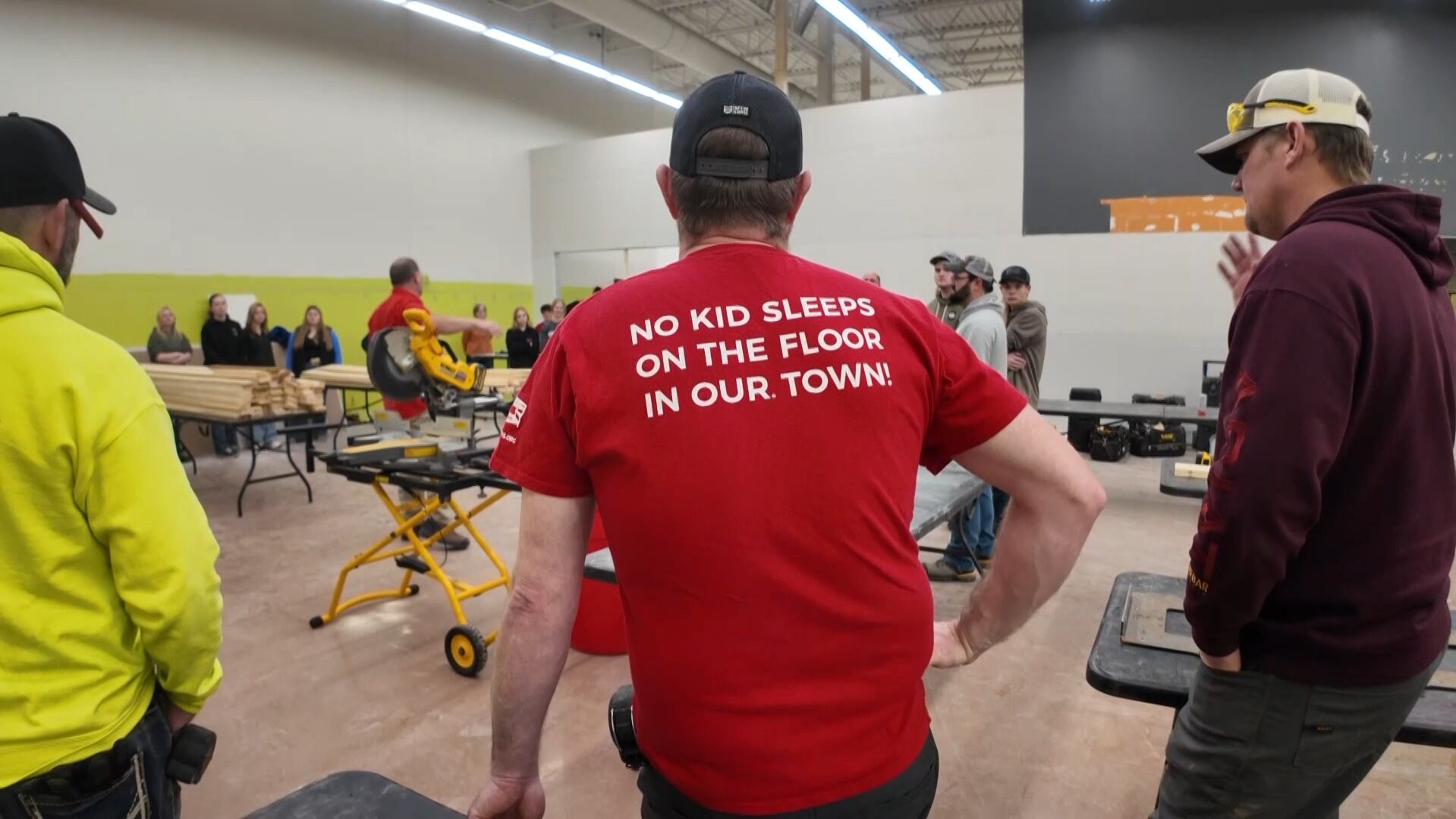Sleep in Heavenly Peace helps Chi-Hi students build beds
