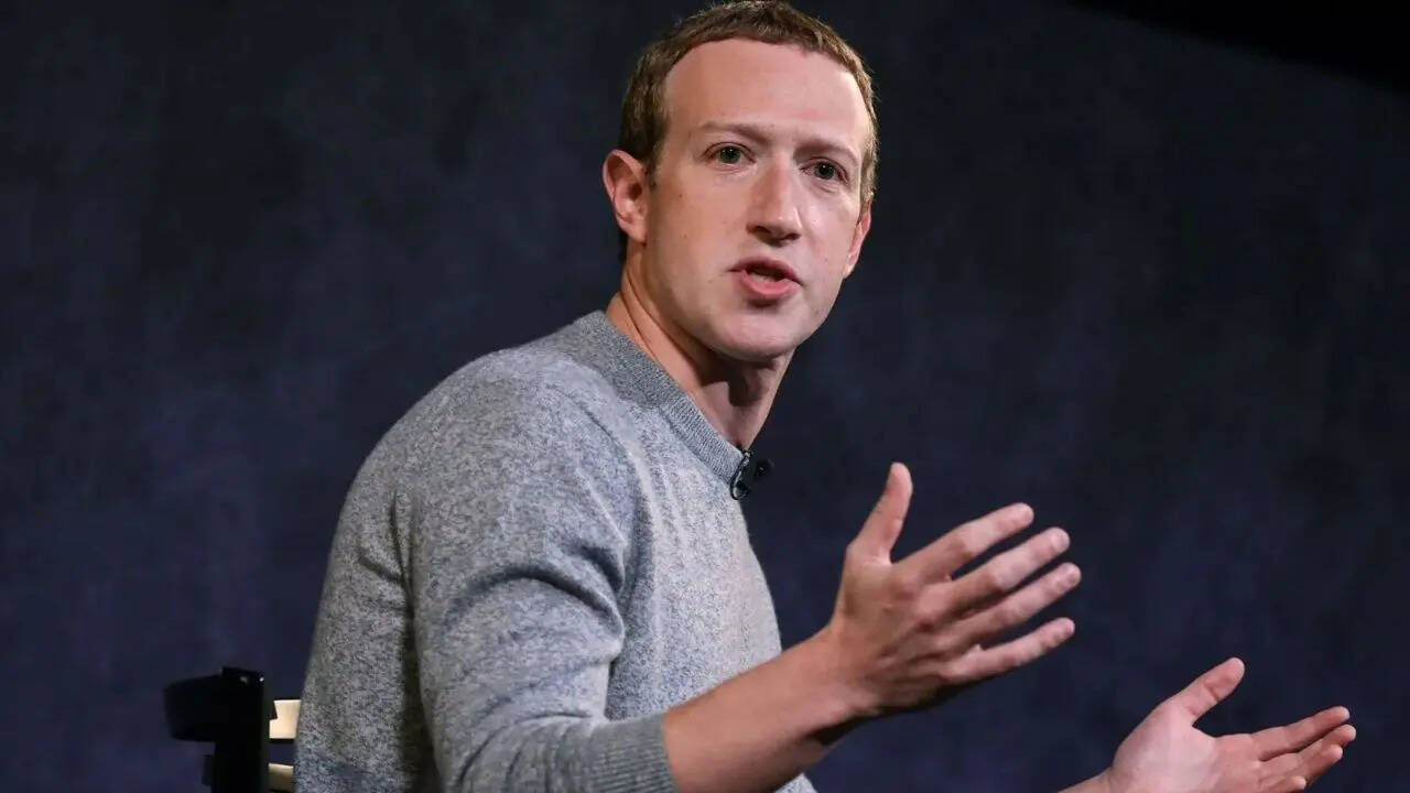 Mark Zuckerberg’s Meta to lay off hundreds of metaverse employees this ...