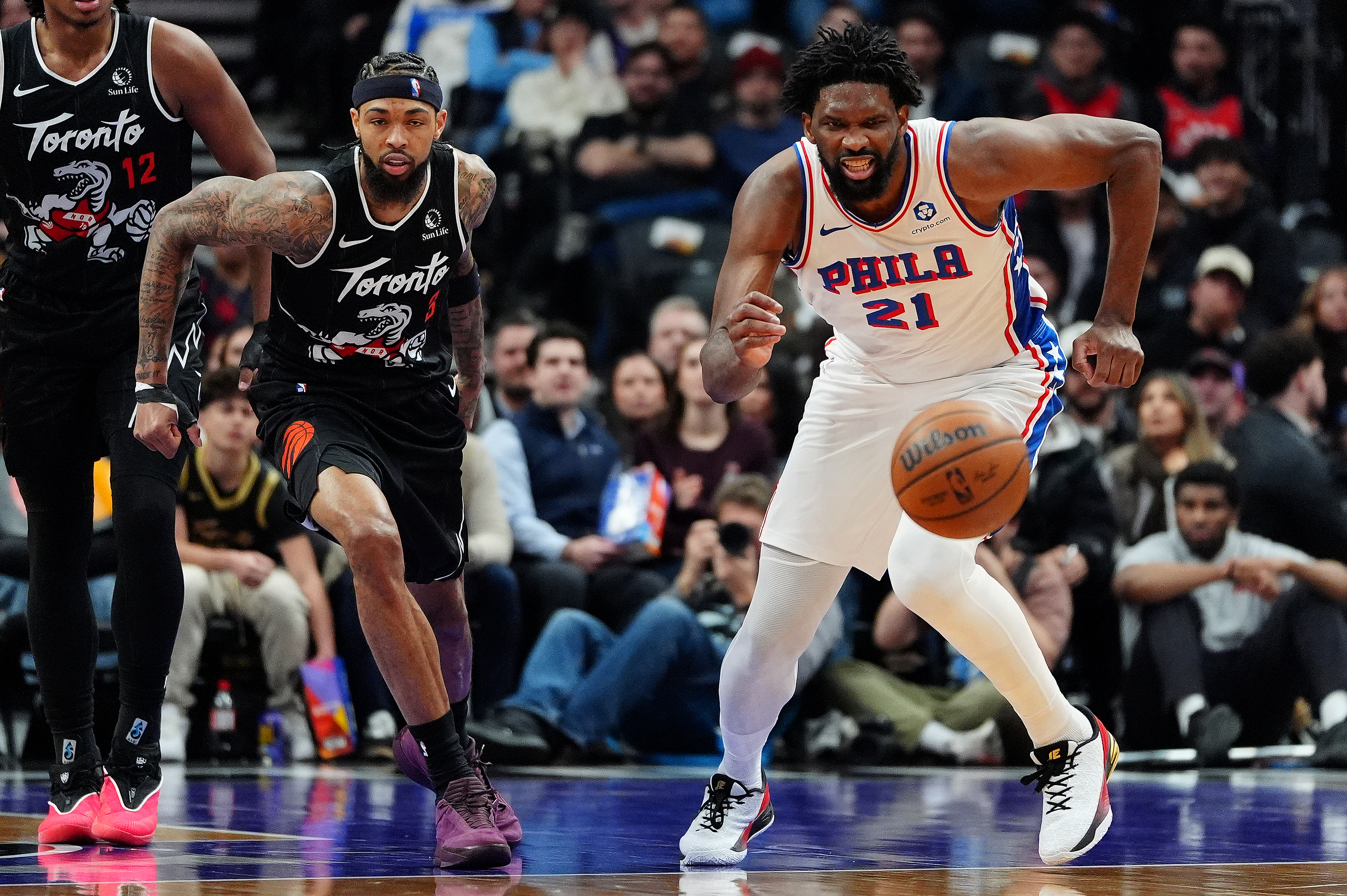 Maxey scores 33 as 76ers use 80-point first half to beat Raptors 115-102