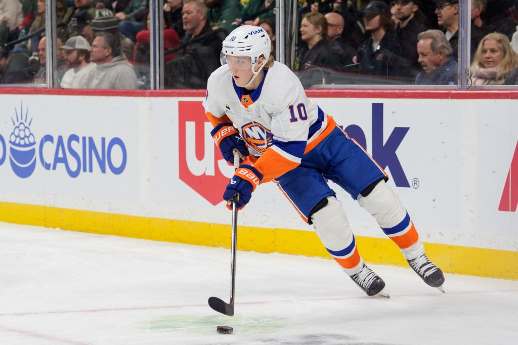 Simon Holmstrom is on an Islanders tear — and reunion with Jean-Gabriel ...