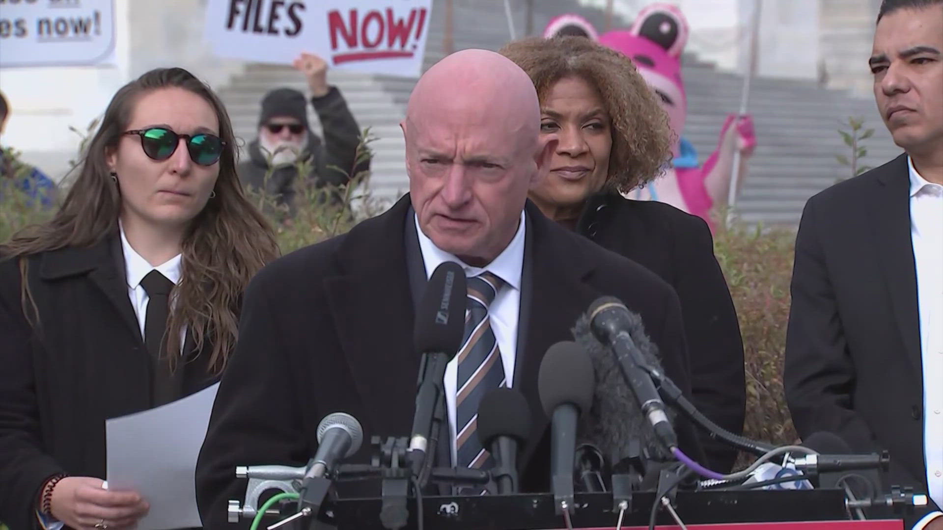 Senator Mark Kelly sues Pentagon over free speech rights