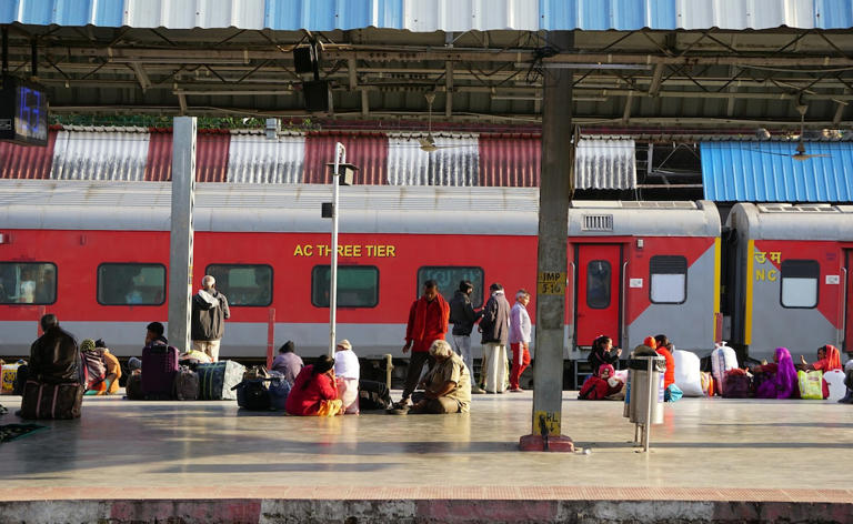 Train ticket booking rules changed from January 12: What Aadhaar ...