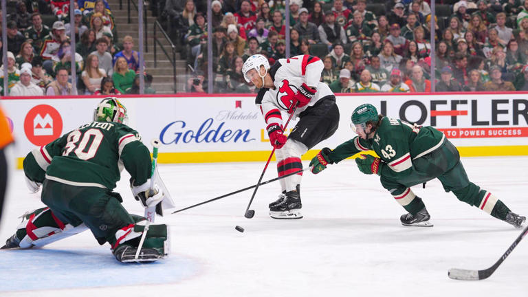 New Jersey Devils beat Minnesota Wild 5-2 to snap four-game skid