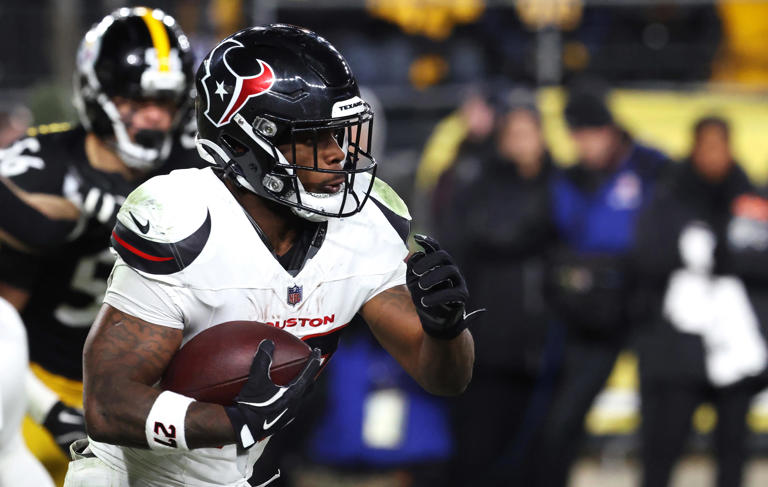 What did Texans' DeMeco Ryans say following wild-card win vs. Steelers?