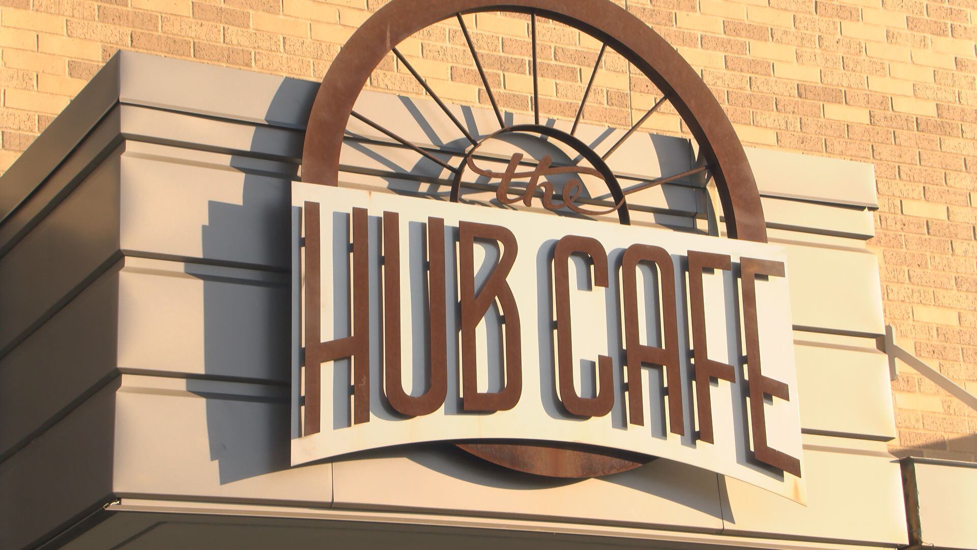 Lincoln’s Hub Café credits ‘farm-to-table’ community connection as it ...