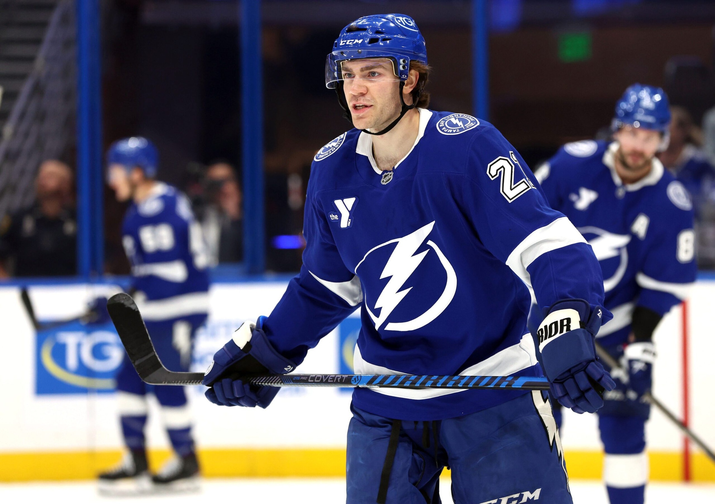 Lightning’s Brayden Point leaves game vs. Flyers with injury