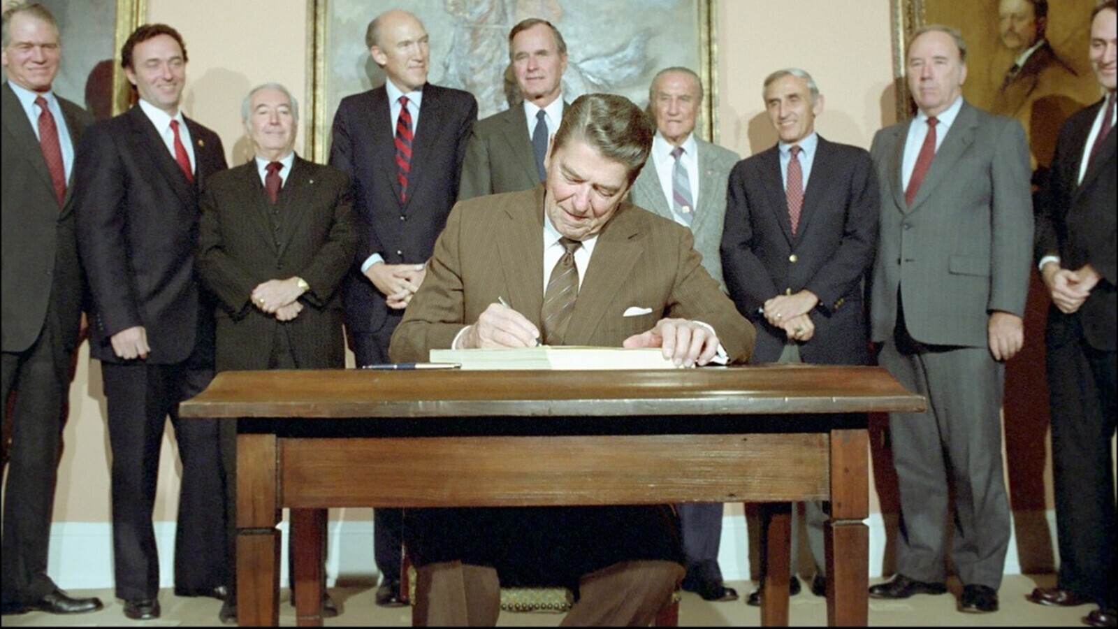 15 things boomers tend to forget about the Reagan years