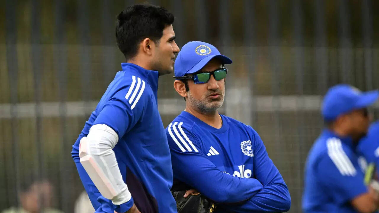 'Wrong call': Gautam Gambhir slammed for risking Washington Sundar ...