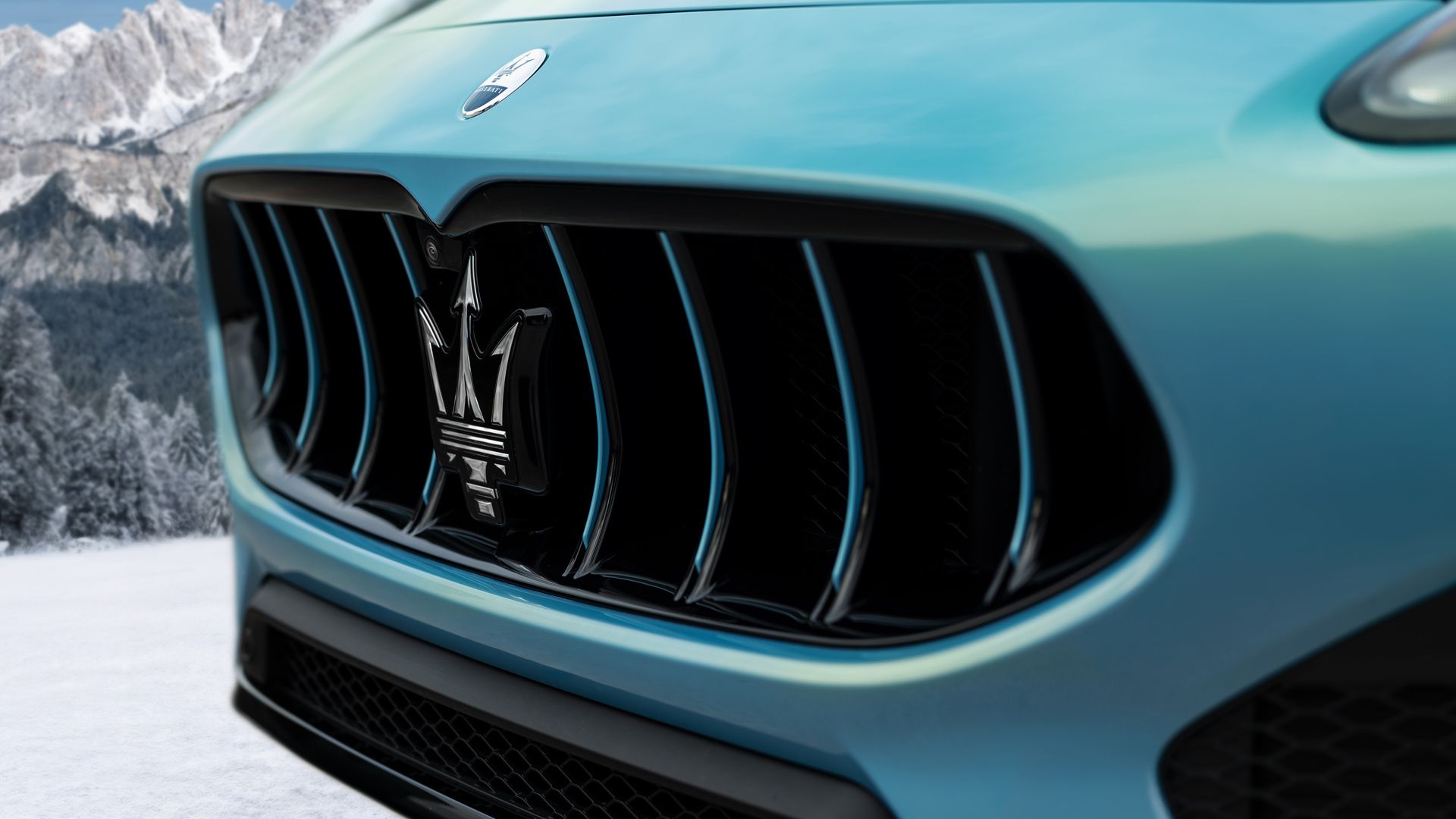 Maserati Grecale gets beautiful icy blue special edition