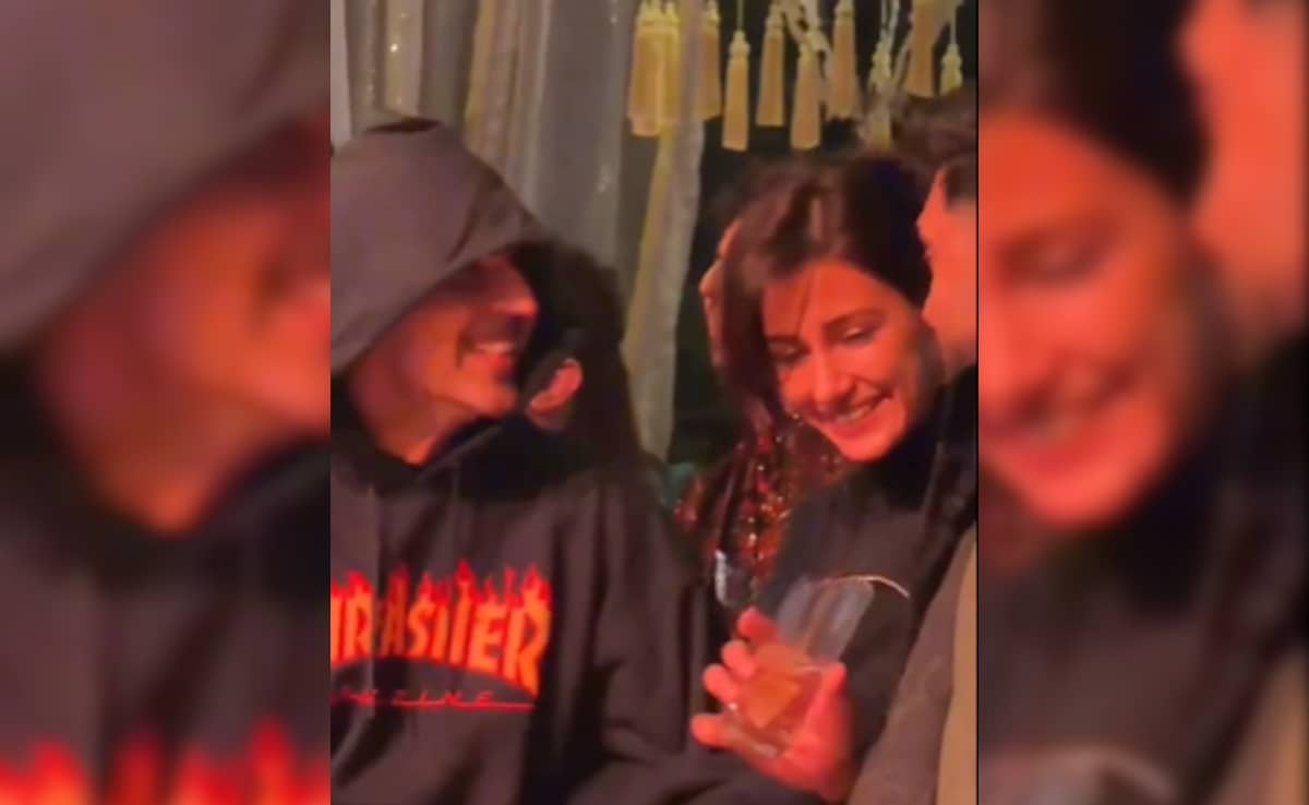 Disha Patani holds hands with Punjabi singer Talwinder at Nupur Sanon's ...