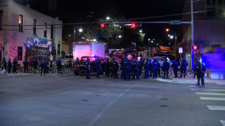Anti-ICE protest: Austin police arrest 5 people