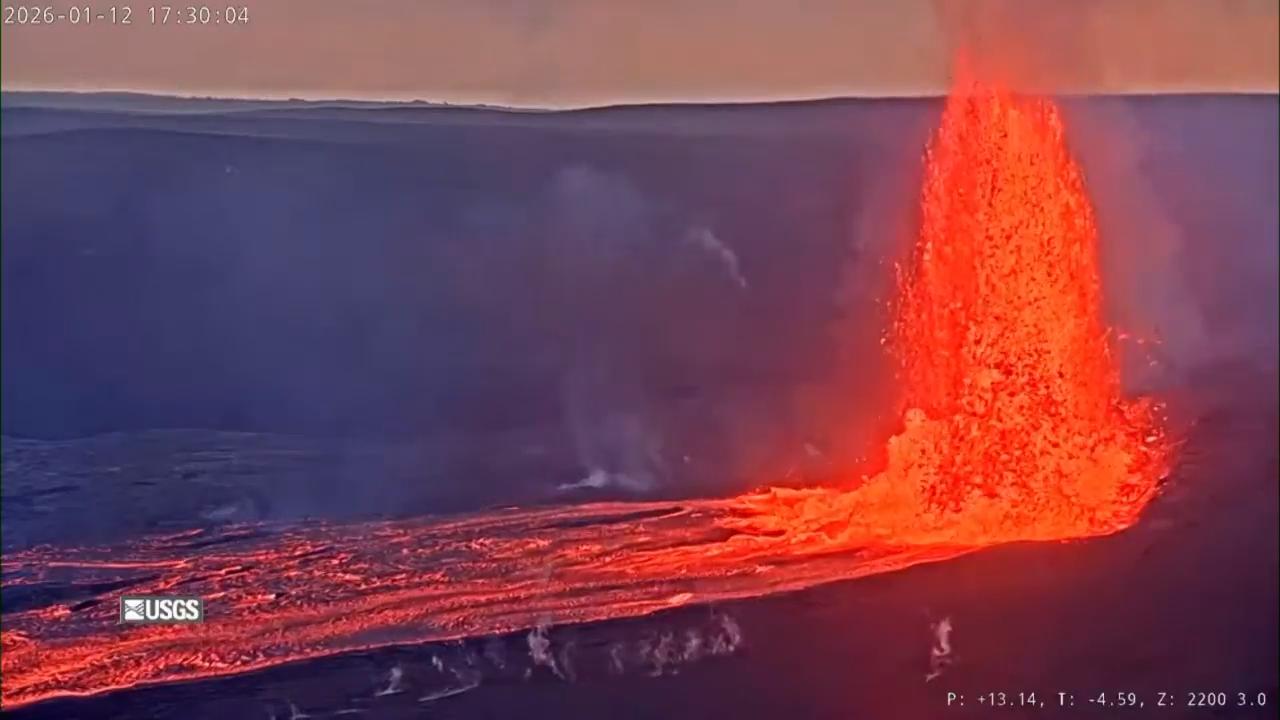 Tall fountain of lava spotted inside Hawaii's Kilauea volcano