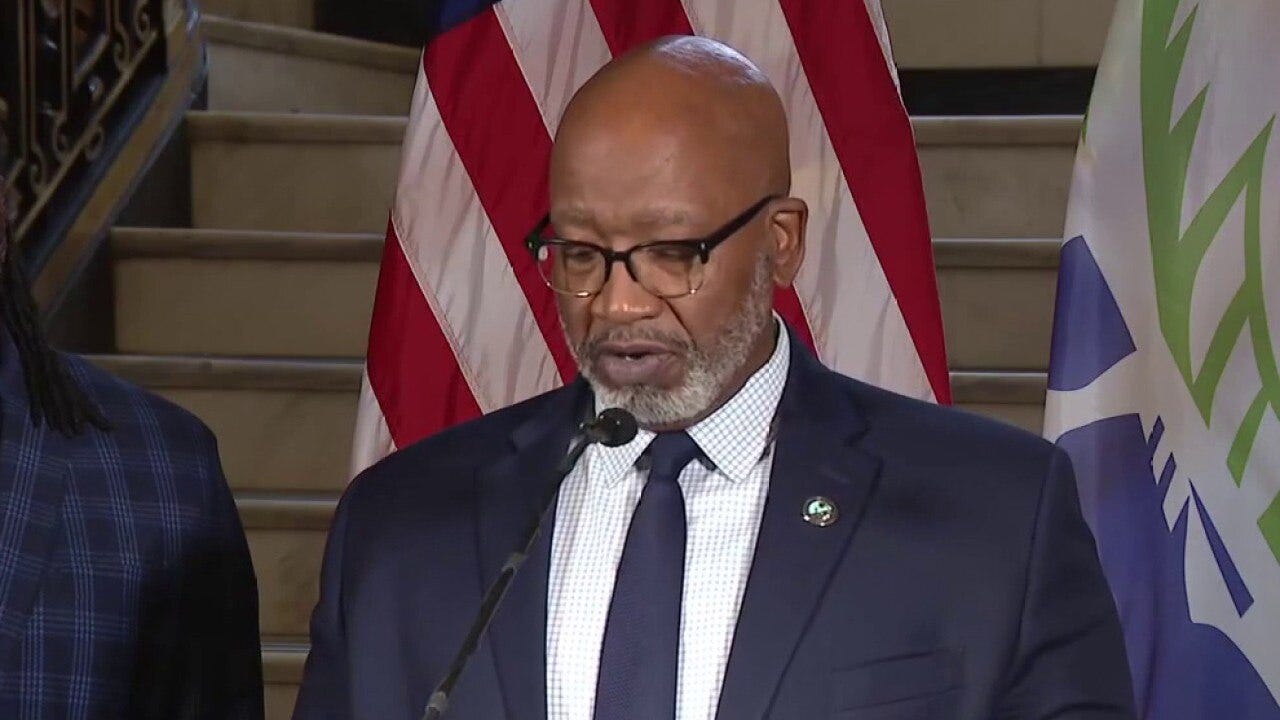 Mayor's re-election campaign reports former treasurer