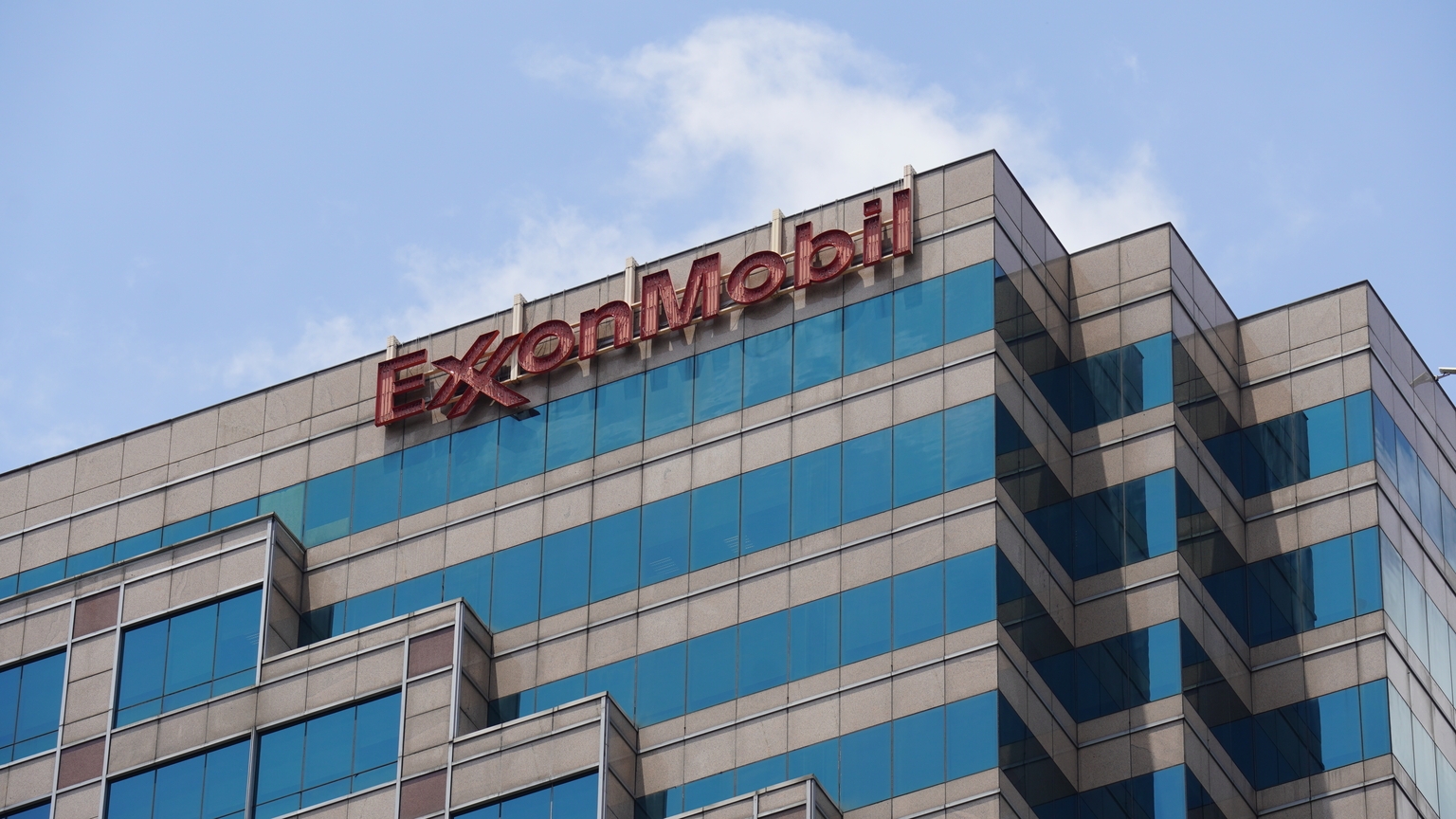 Exxon remains "interested" in sending assessment team to Venezuela - report