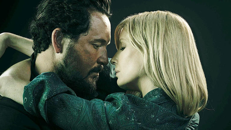 Yellowstone Sequel Confirms New Title & Reveals First Look At Beth ...