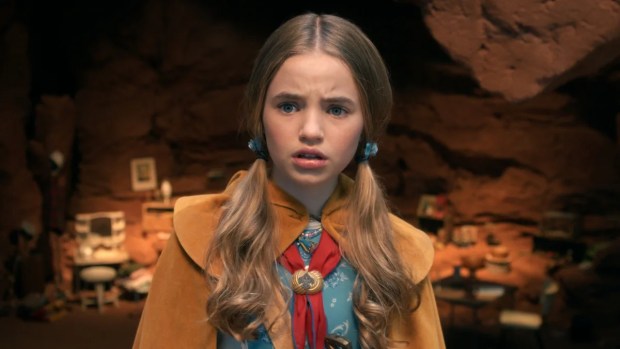 How 'Stranger Things' star Nell Fisher stepped into a leading role just ...