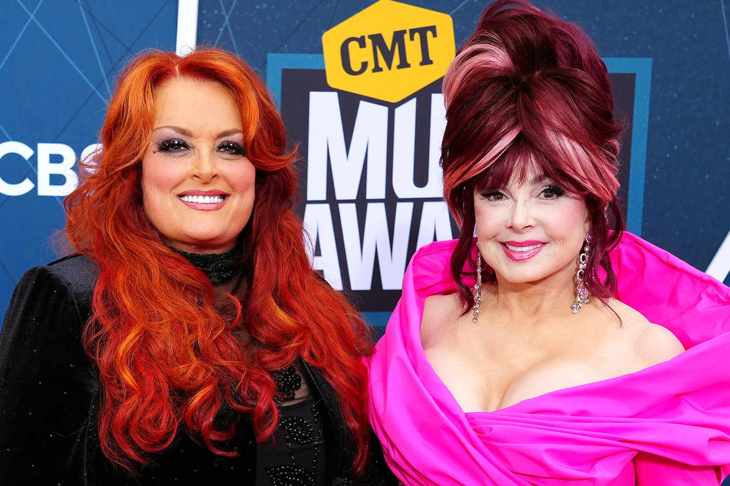 Wynonna Judd honors late mom Naomi Judd in emotional 80th birthday ...