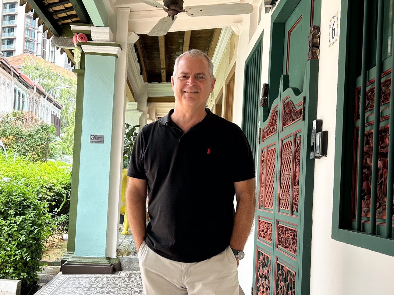 Living abroad for 28 years gave me everything I wanted — and a quiet ...