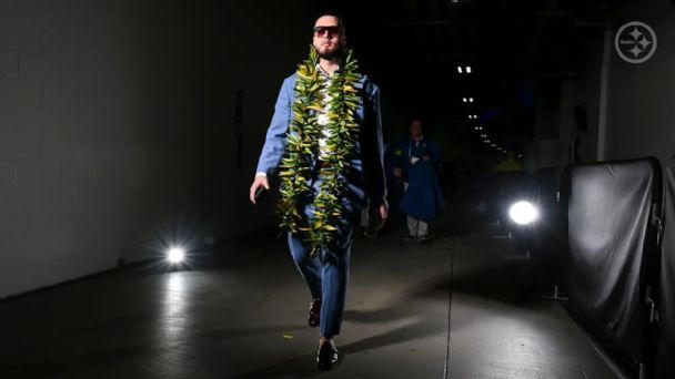 Steelers' Nick Herbig leads NFL wild-card round arrivals