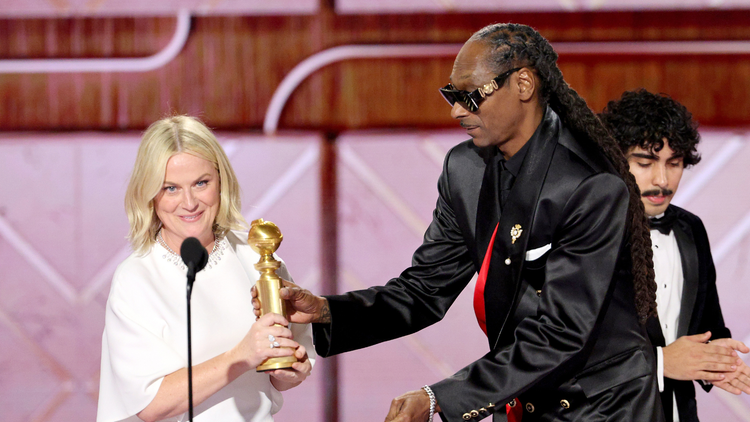 Snoop Dogg censored but unbothered at 2026 Golden Globes